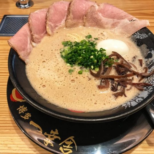Hakata Issou: Local Favorite Best Ramen in Fukuoka - MyTravelBuzzg