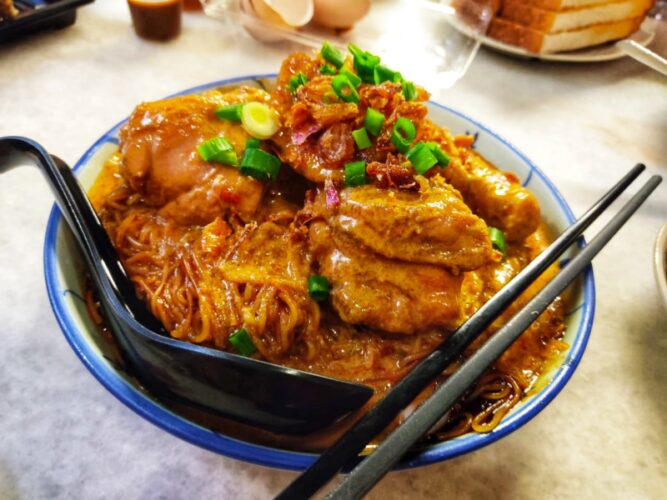 Ho Kow Hainan Kopitiam: A Taste of Local KL Breakfast - MyTravelBuzzg